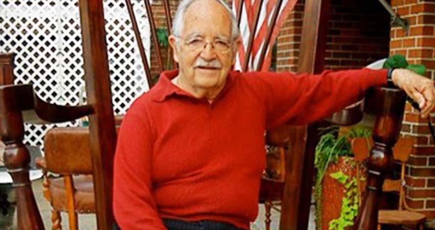 Fallece El Dramaturgo Mexicano Tomás Urtusástegui Diario El Independiente 